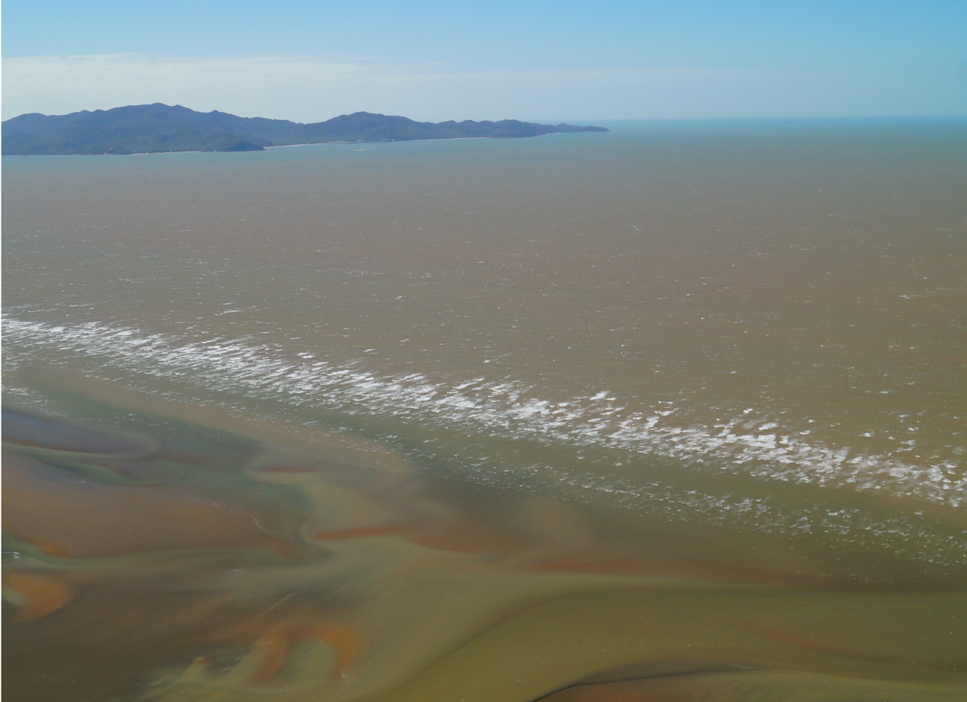 Waves NOT River Plumes – Great Barrier Reef Science Commentary